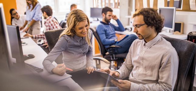 Contact Center vs. Call Center: 6 Key Differences and Why it Matters | TTEC